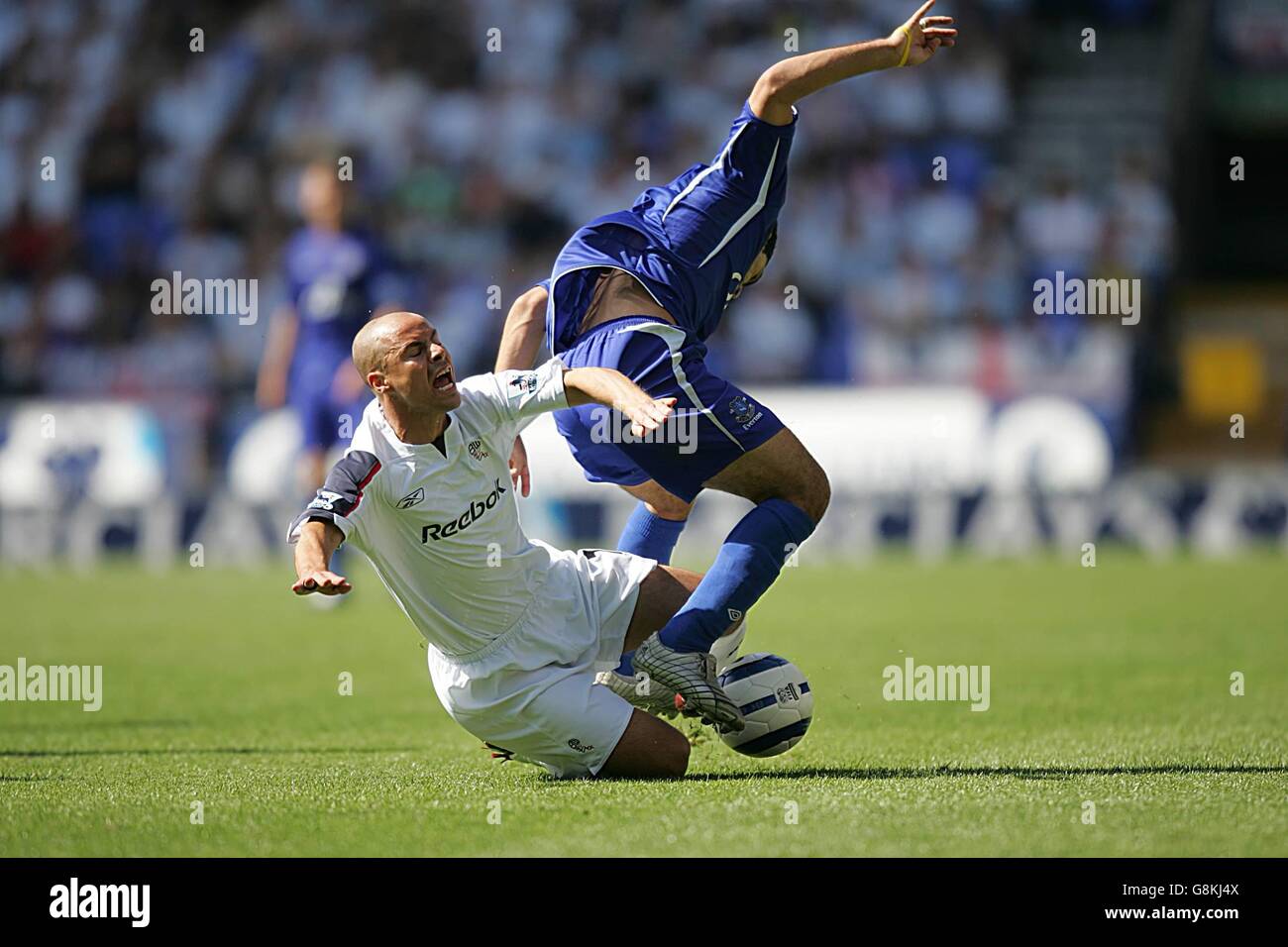 Soccer - FA Barclays Premiership - Bolton Wanderers v Everton - Reebok ...
