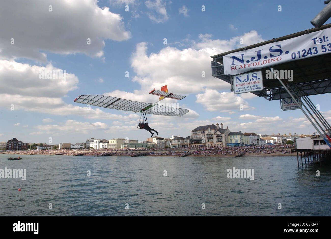 International bognor birdman hi-res stock photography and images - Alamy