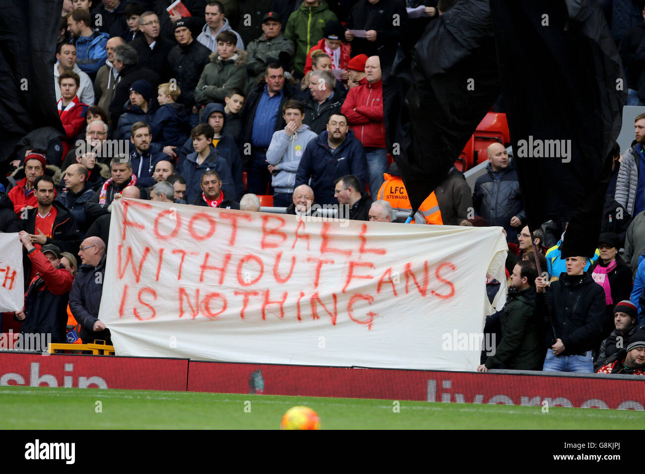 Soccer football fans hi-res stock photography and images - Alamy
