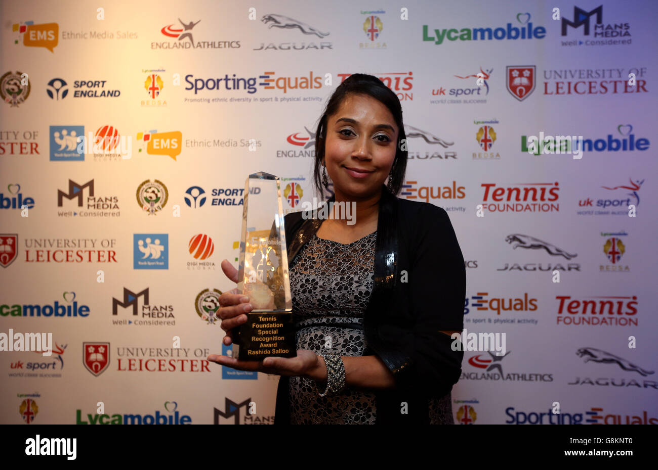 Recognition awards hi-res stock photography and images - Alamy