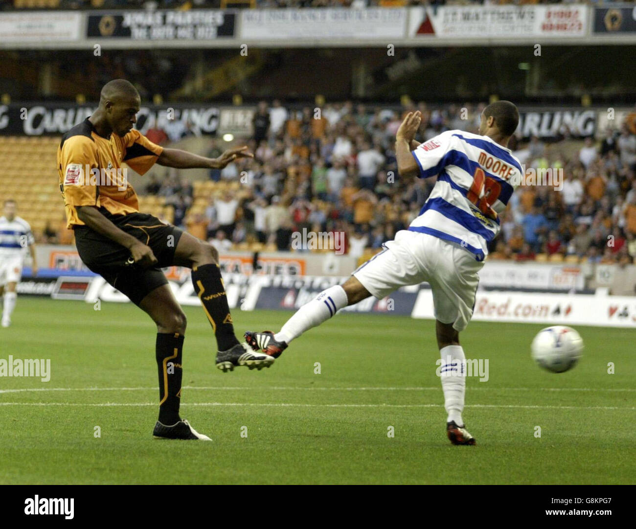 SOCCER Wolves 2 Stock Photo - Alamy