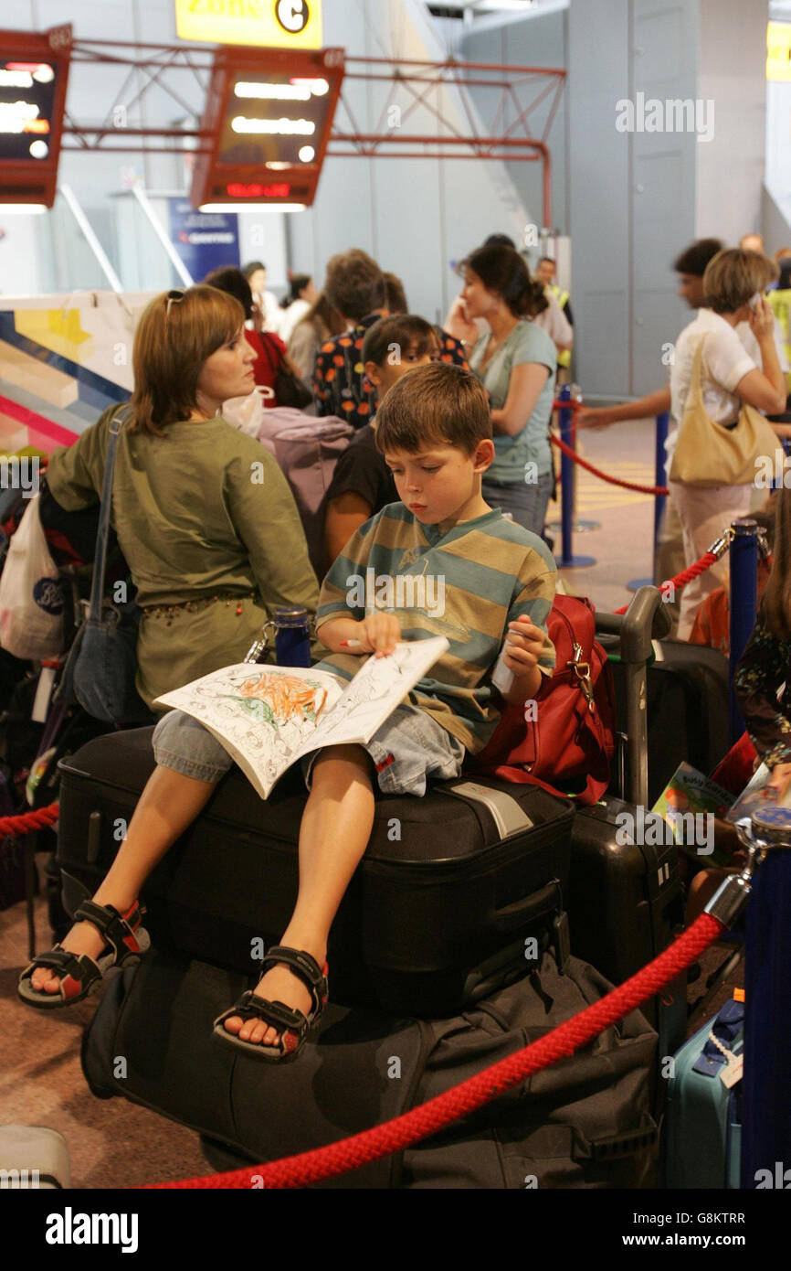 Gate Gourmet Strike Stock Photo - Alamy