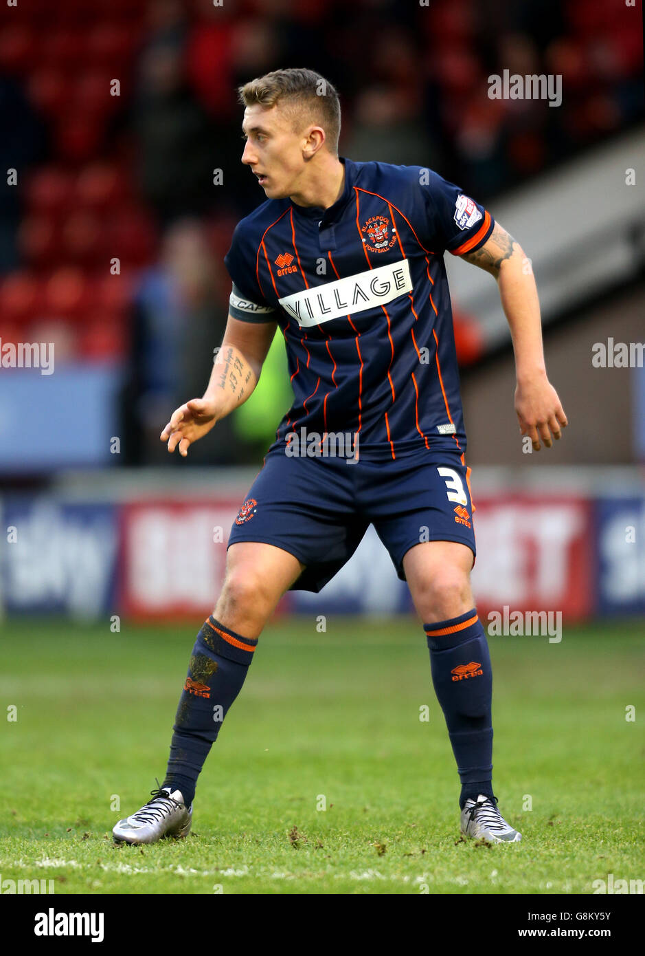 Walsall v blackpool hi-res stock photography and images - Alamy