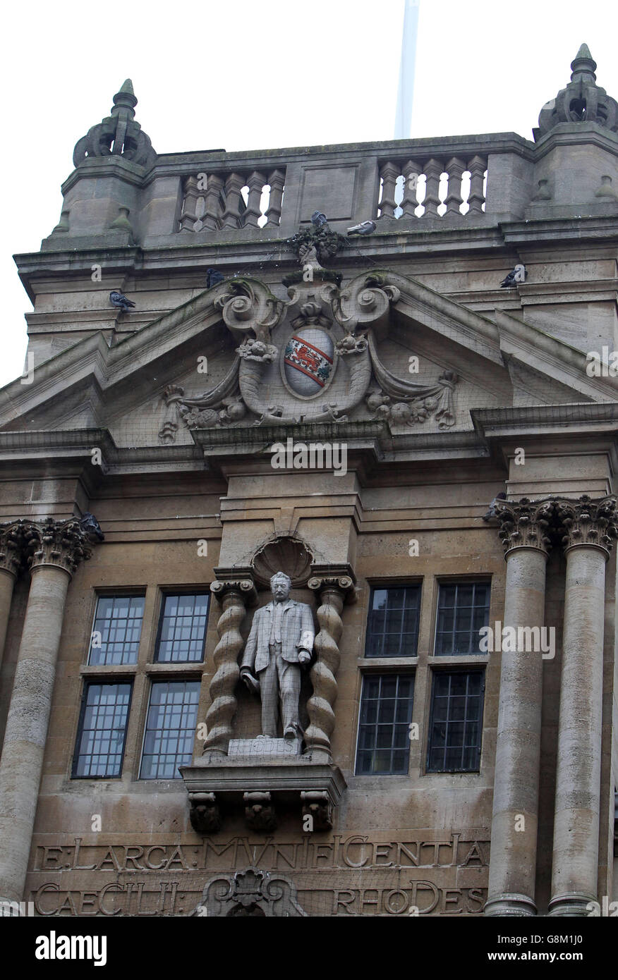 Cecil Rhodes statue Stock Photo - Alamy