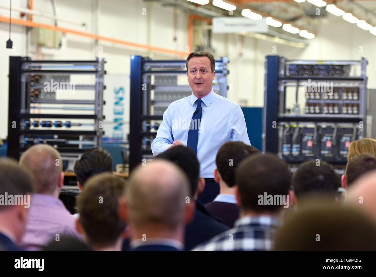 David Cameron visits Siemens Chippenham plant Stock Photo - Alamy