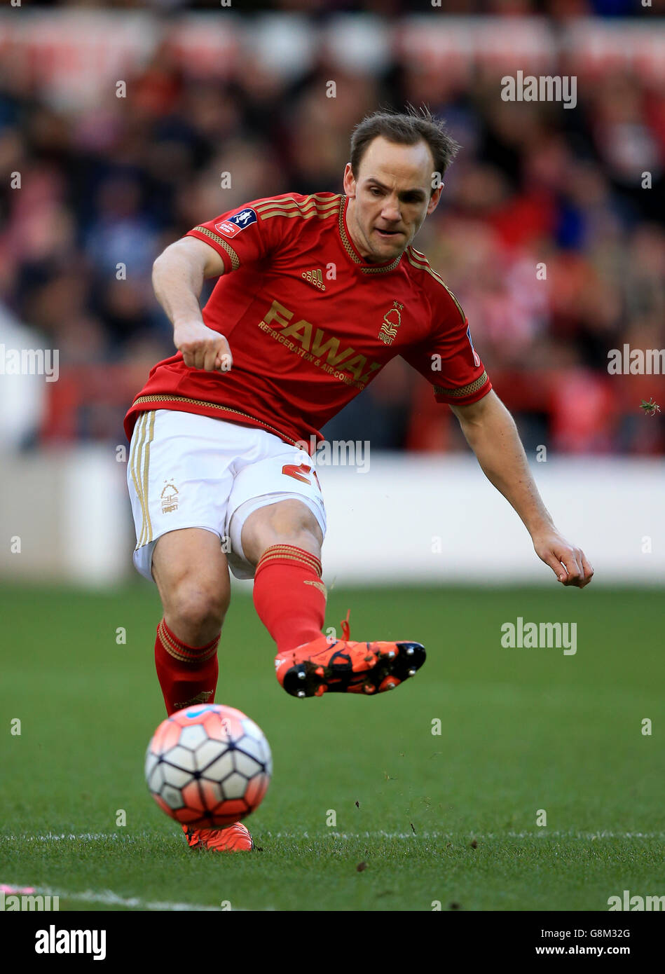 David vaughan nottingham forest hi-res stock photography and images - Alamy