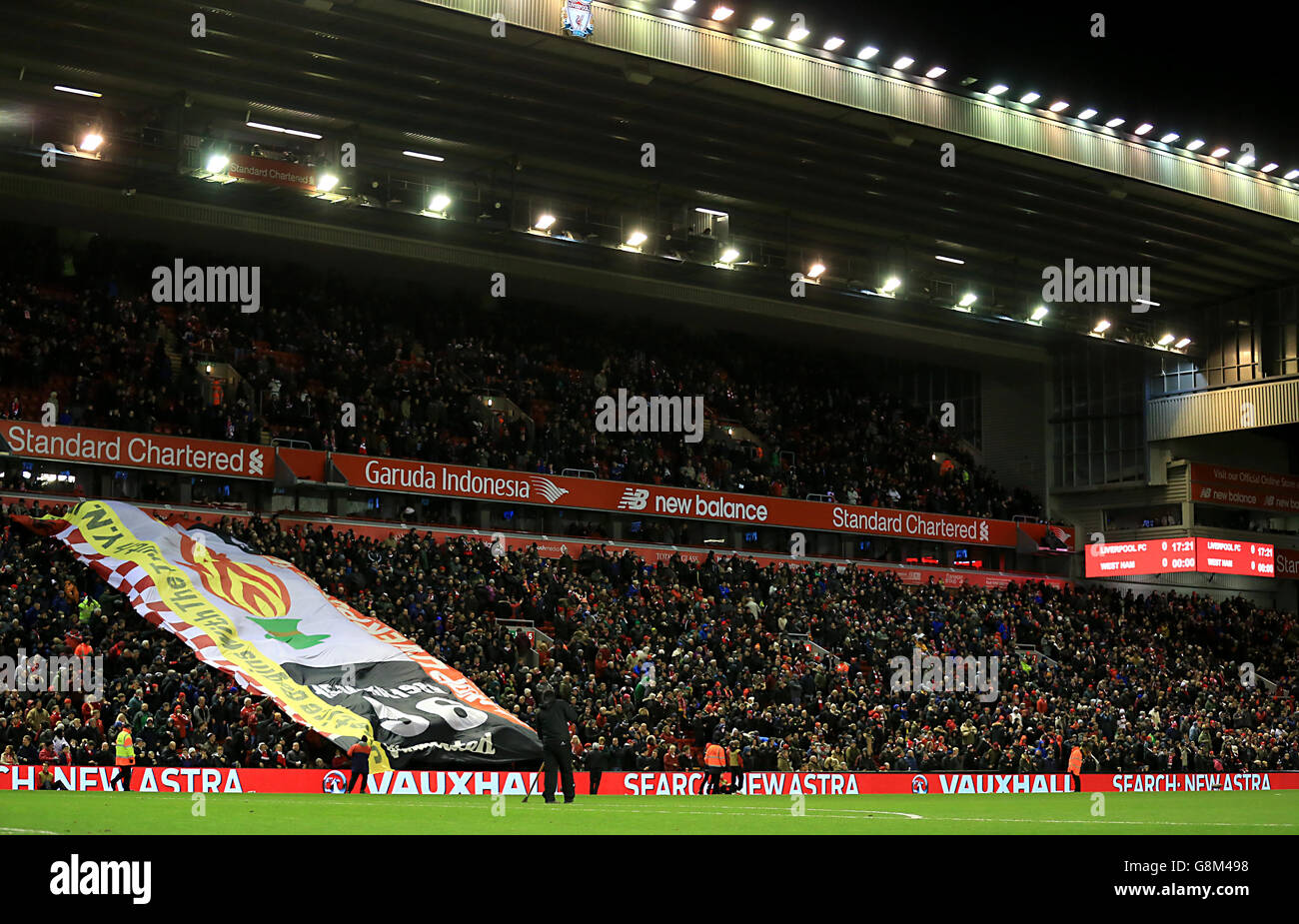 Anfield liverpool fans in the stands hi-res stock photography and images - Alamy