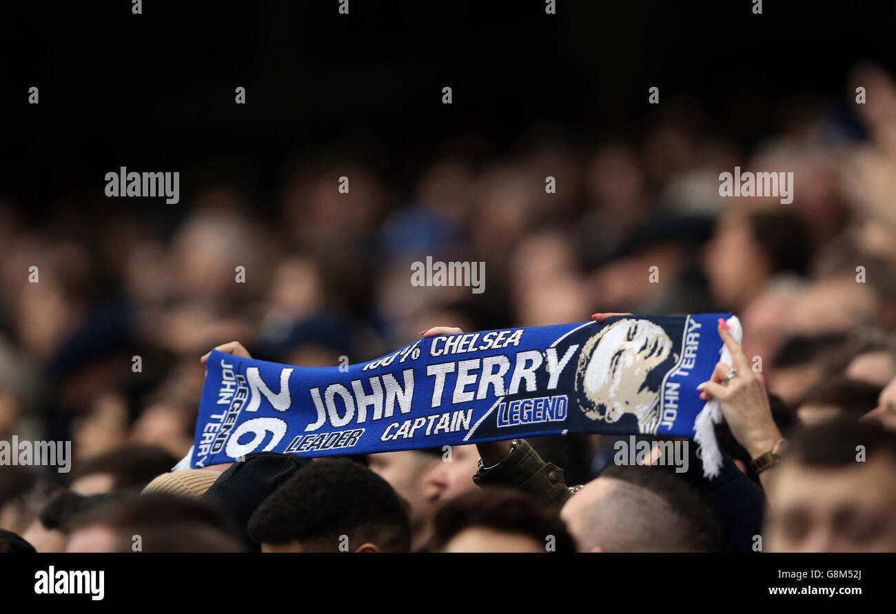 Chelsea scarf hi-res stock photography and images - Alamy