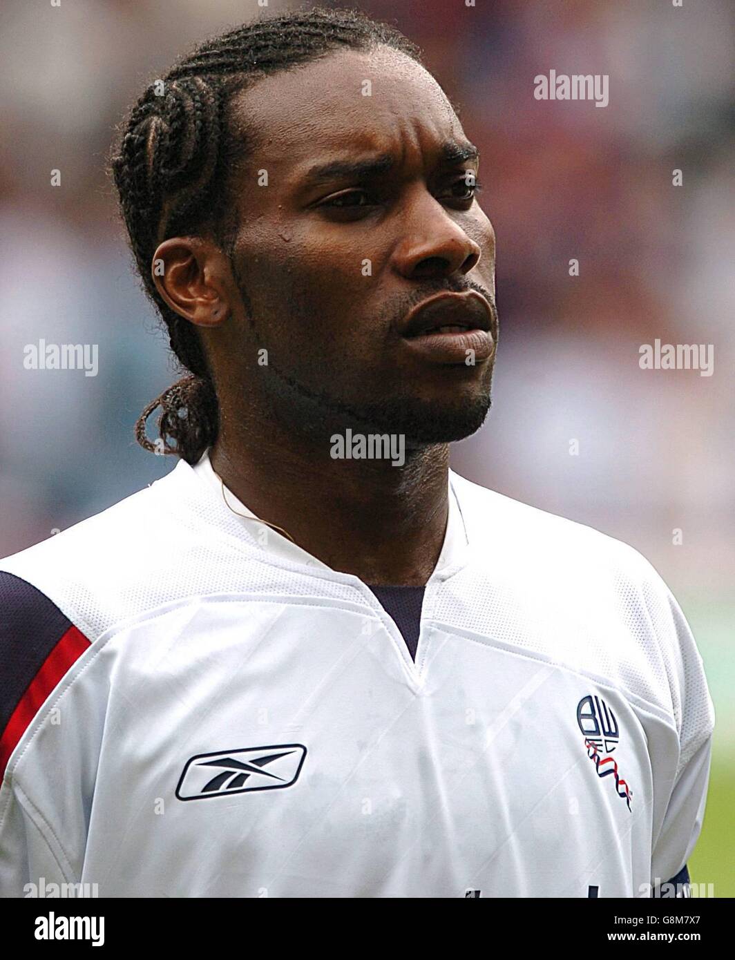 Bolton wanderers jay jay okocha hi-res stock photography and images - Alamy