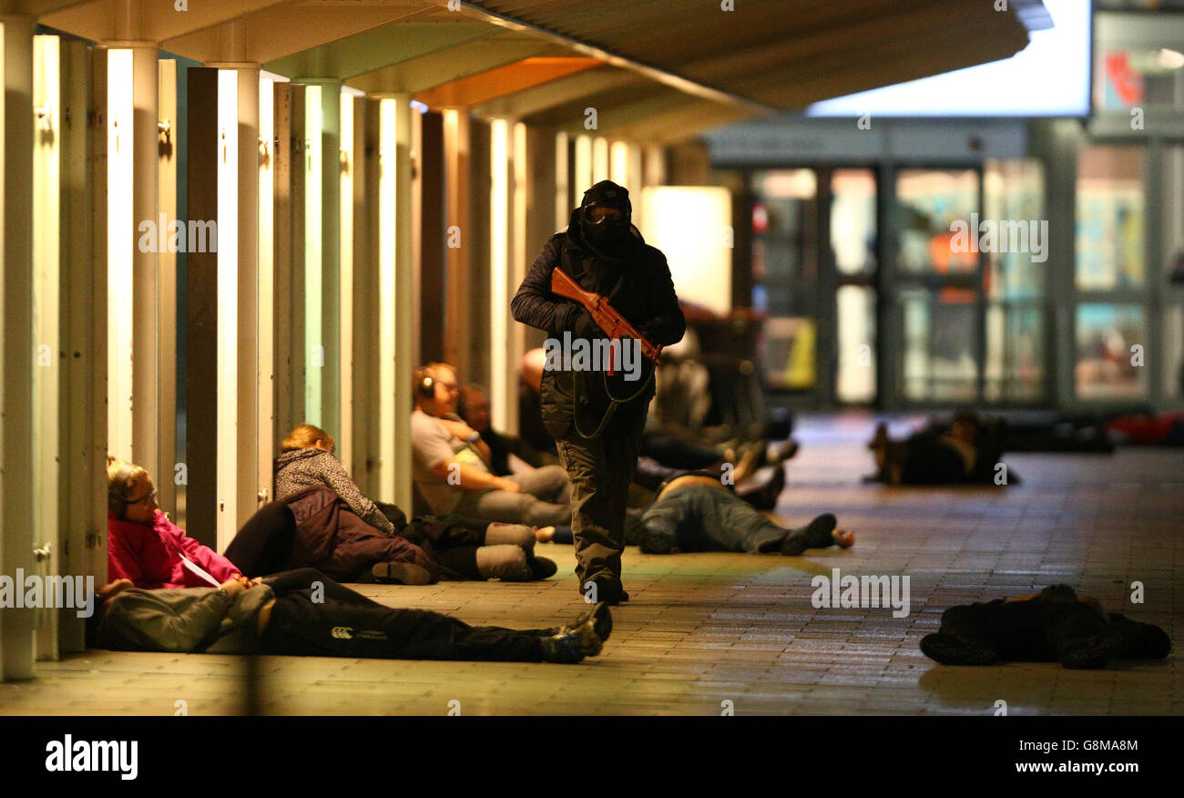 Packed bus hi-res stock photography and images - Alamy