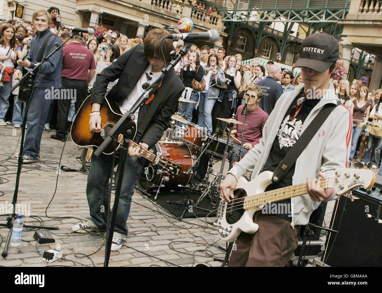 Pop band mcfly hi-res stock photography and images - Alamy