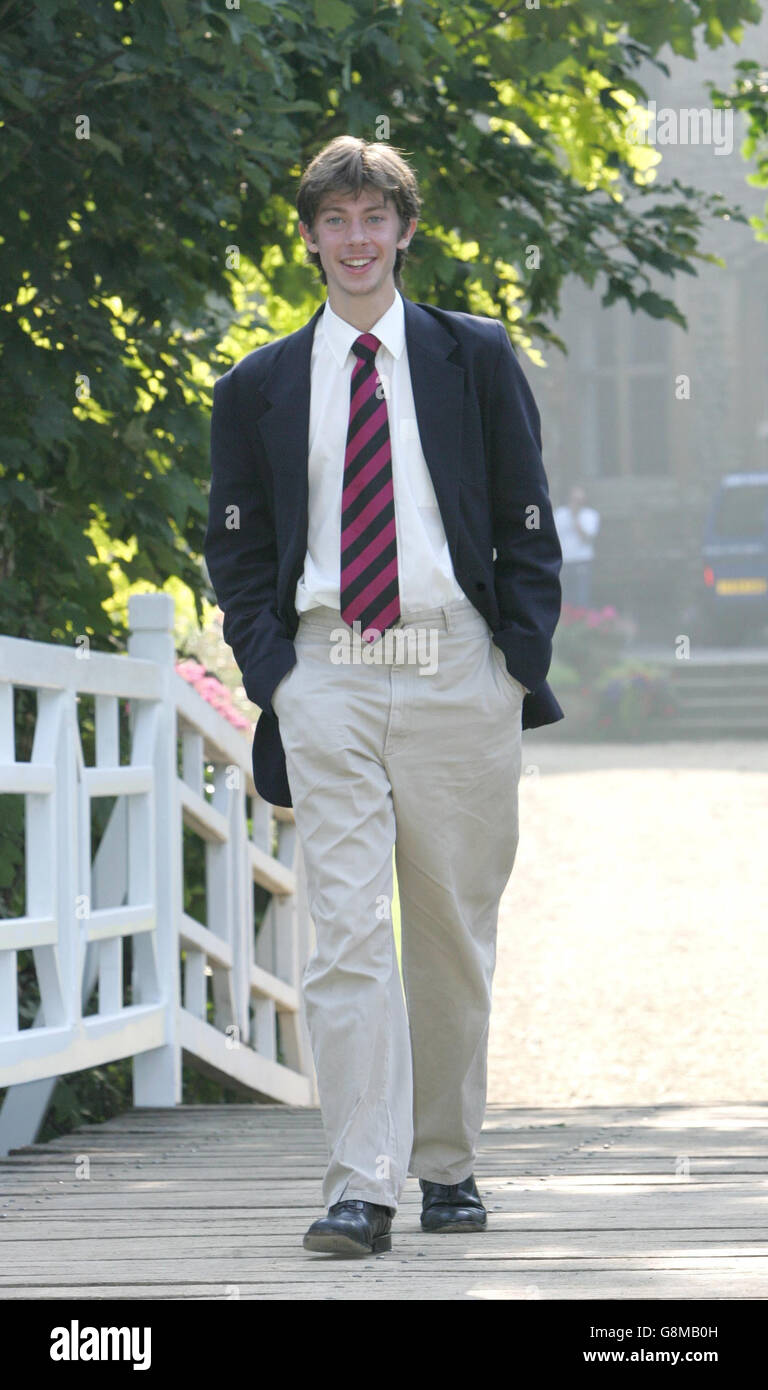 Gaining a length hi-res stock photography and images - Alamy