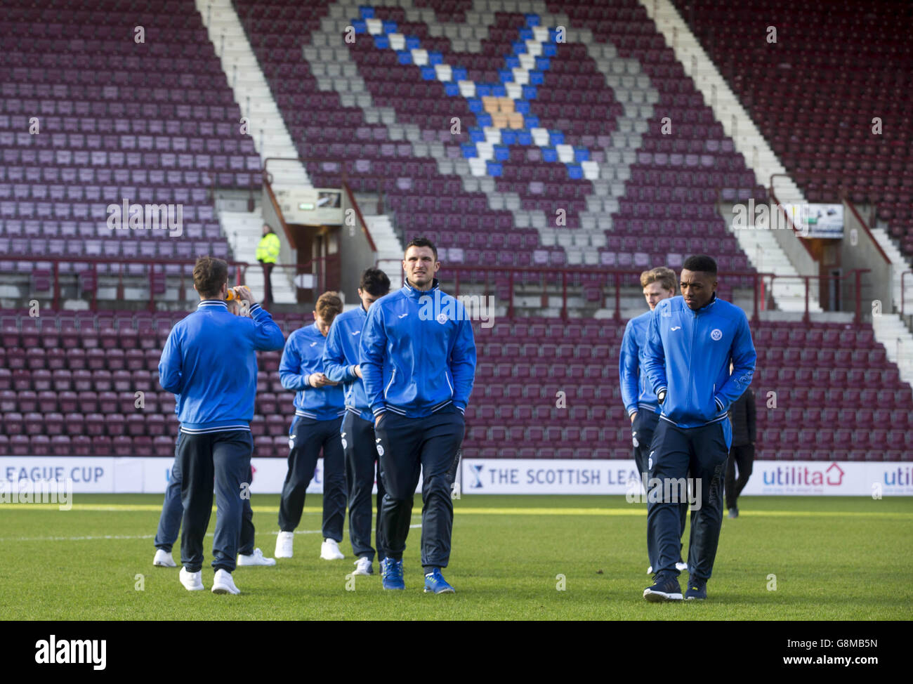 St Johnstone's John Sutton with team mates before the Utilita Energy ...