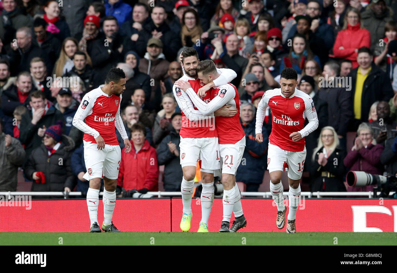 Arsenal's Calum Chambers (second right) celebrates scoring his side's ...