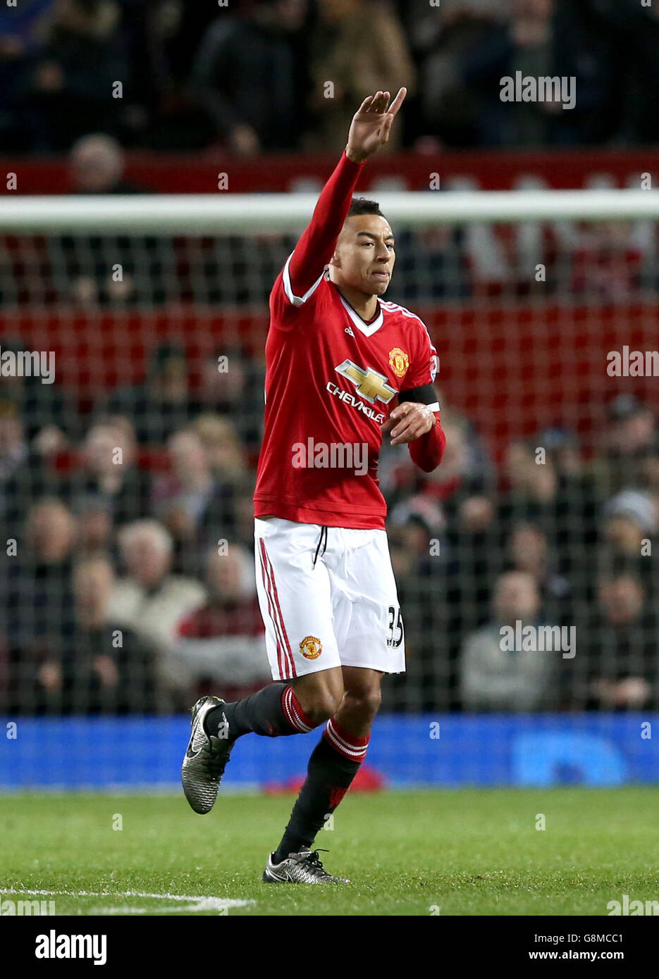 Manchester United's Jesse Lingard celebrates scoring his side's first ...