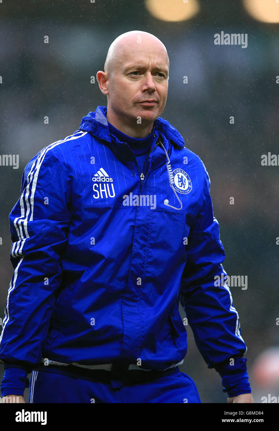 Chelsea physiotherapist steven hughes hi-res stock photography and ...