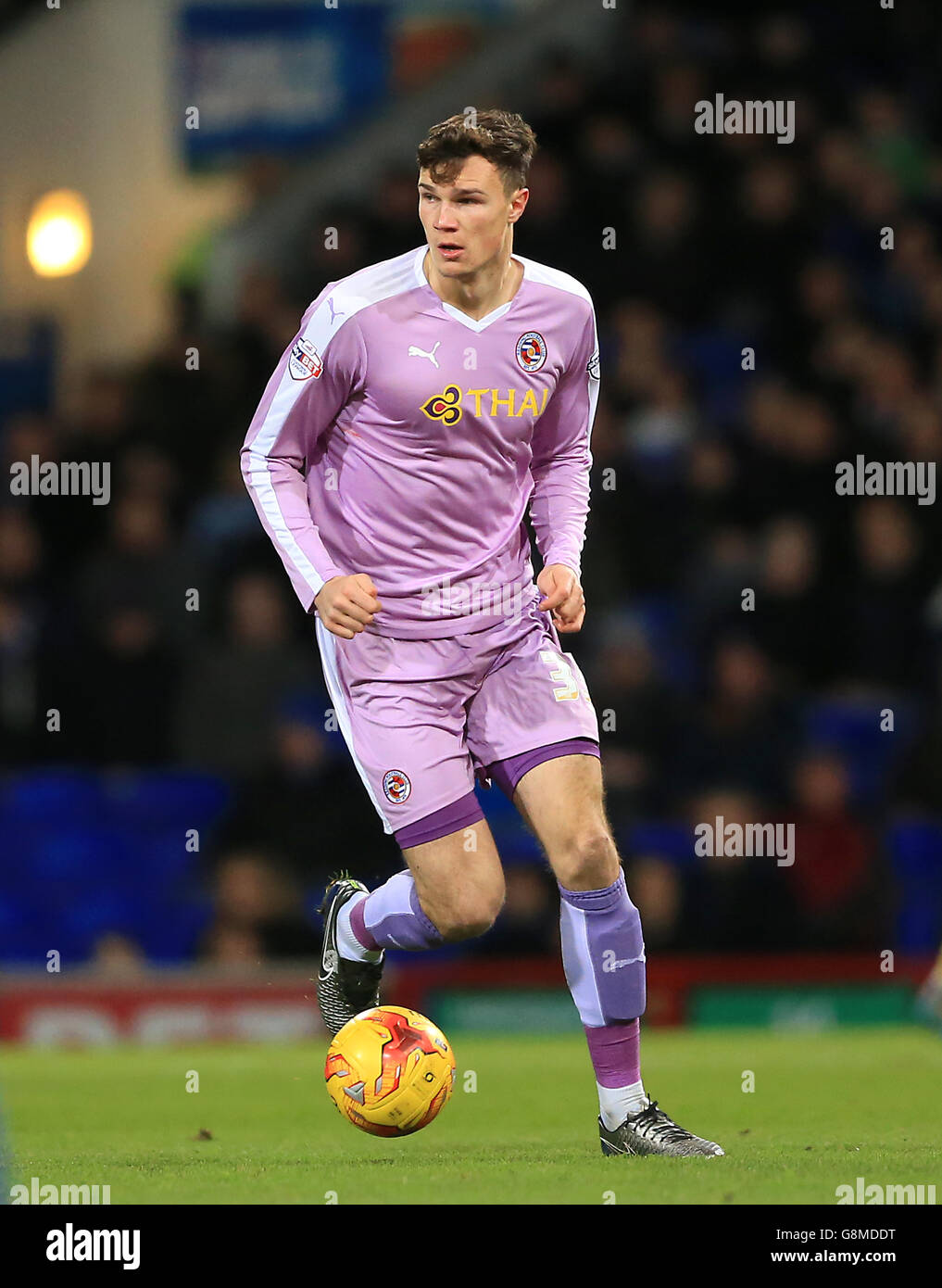 Jake cooper reading hi-res stock photography and images - Alamy