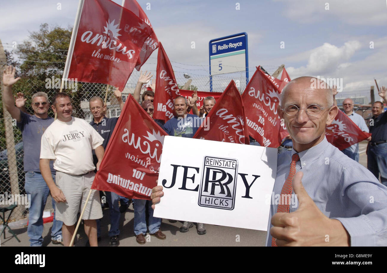 Amicus convenor Jerry Hicks (front right) with supporters outside gate ...