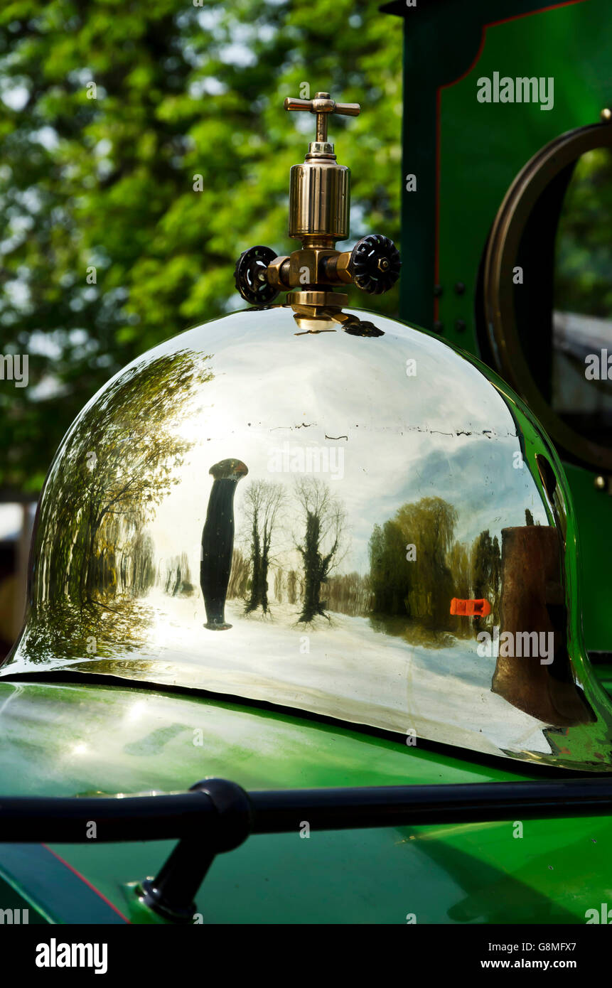 Narrow gauge saddle tank steam locomotive hi-res stock photography and ...