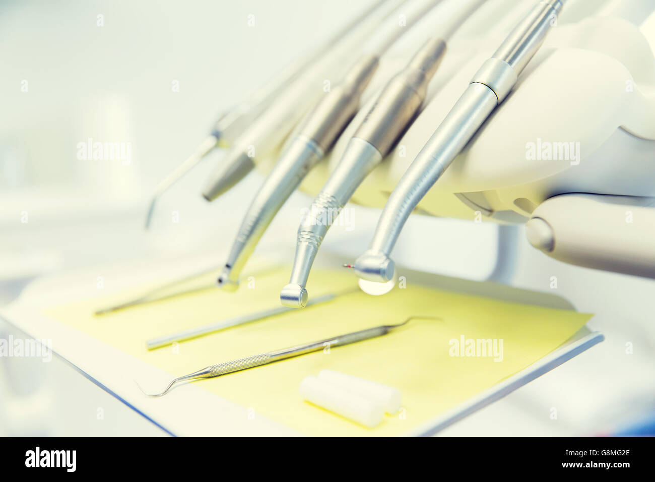 Many modern dental equipment hi-res stock photography and images - Alamy