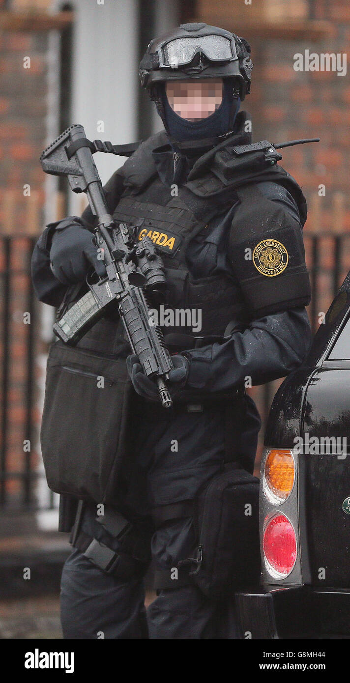 Garda armed response unit hi-res stock photography and images - Alamy
