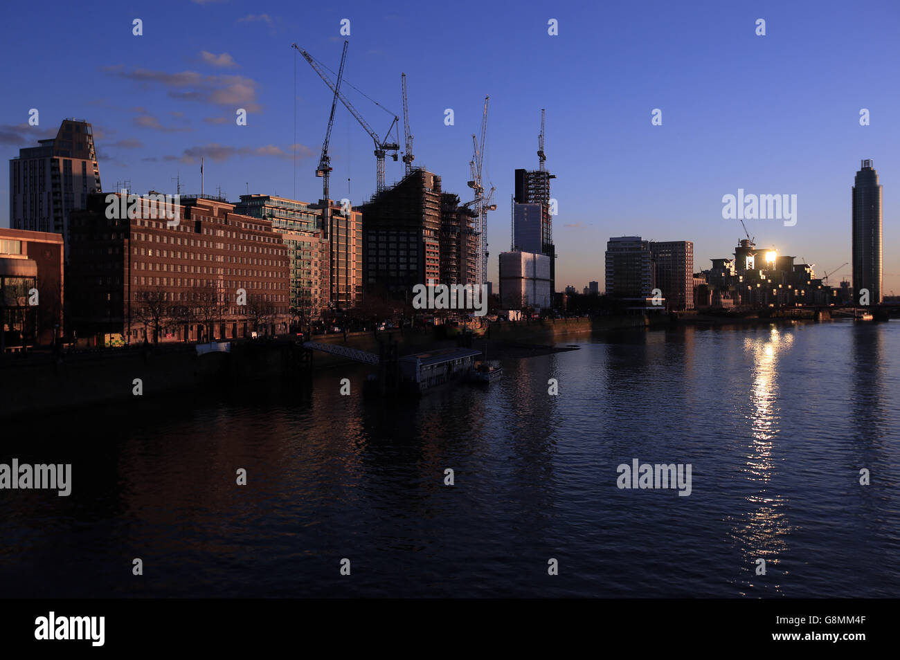 Wharf bridge hi-res stock photography and images - Alamy
