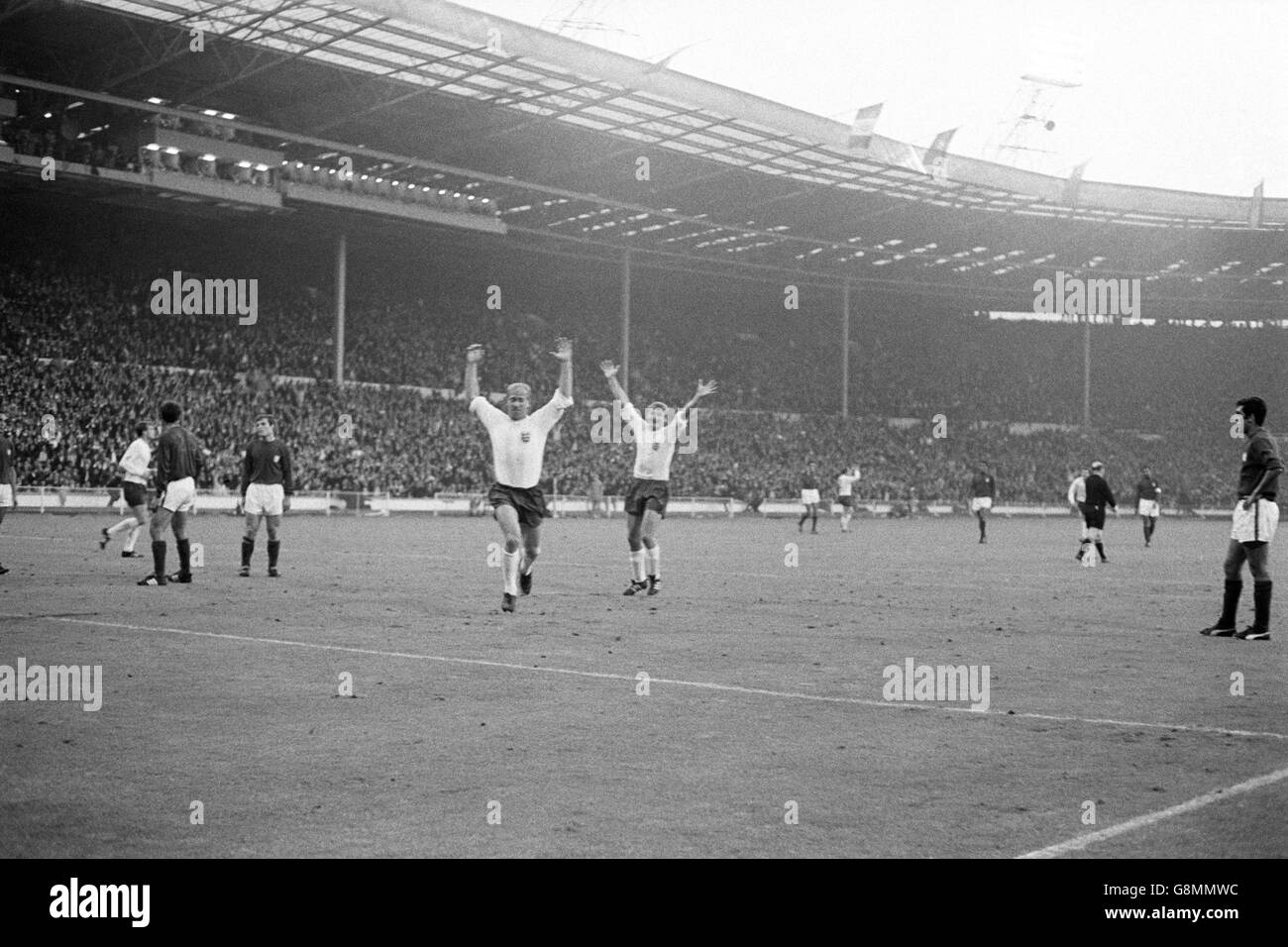 Wembley1966 Black and White Stock Photos & Images - Alamy
