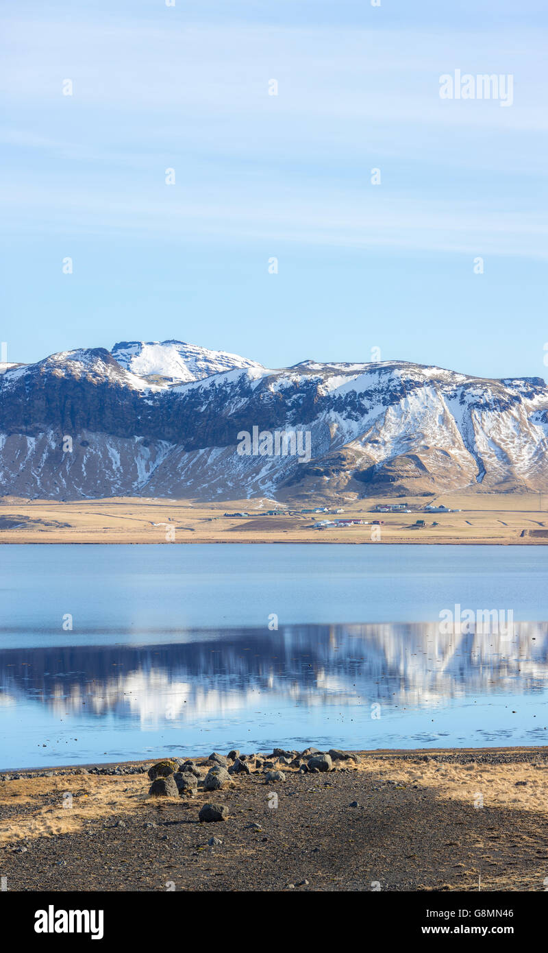 Glacier cliff hi-res stock photography and images - Alamy