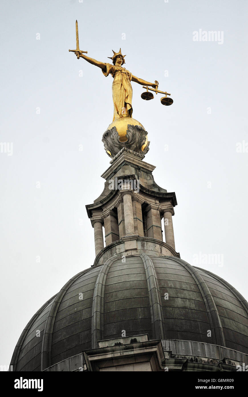 a-view-lady-justice-statue-atop-central-criminal-court-high-resolution-stock-photography-and