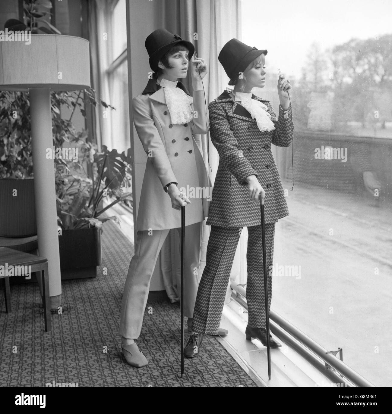 Janni Goss (left) and Jean Ollis at the Royal Garden Hotel, where they ...