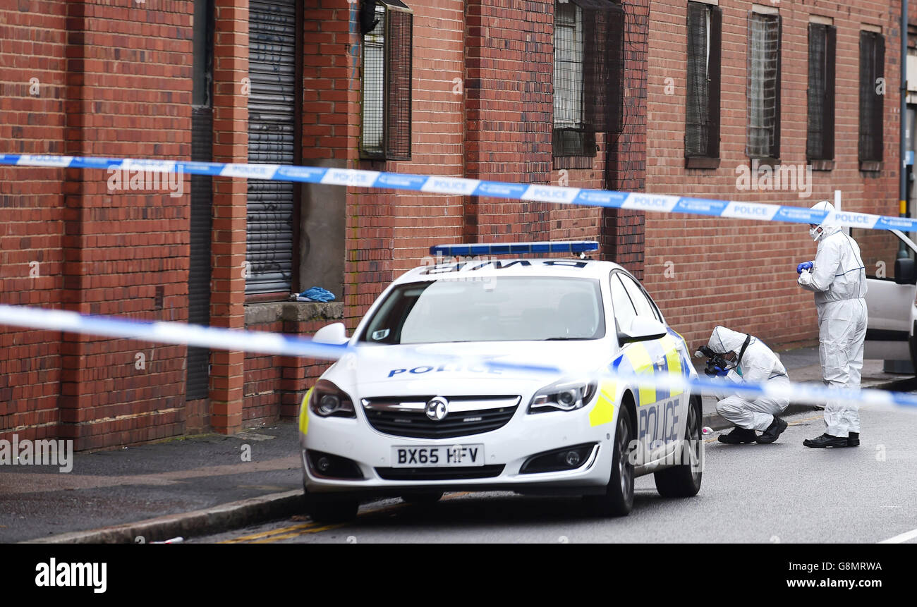 Man shot dead in warehouse robbery bid Stock Photo - Alamy