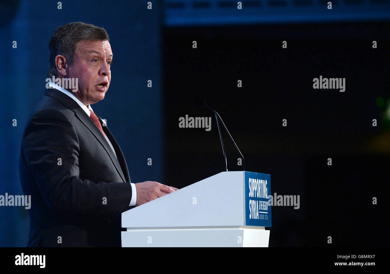 King abdullah ii and queen elizabeth ii hi-res stock photography and ...