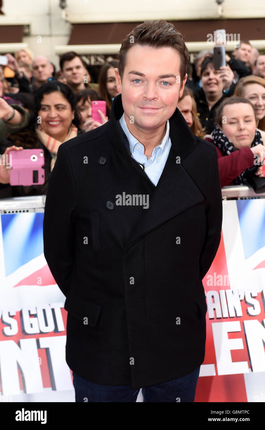 Britains got talent arrivals hi-res stock photography and images - Alamy