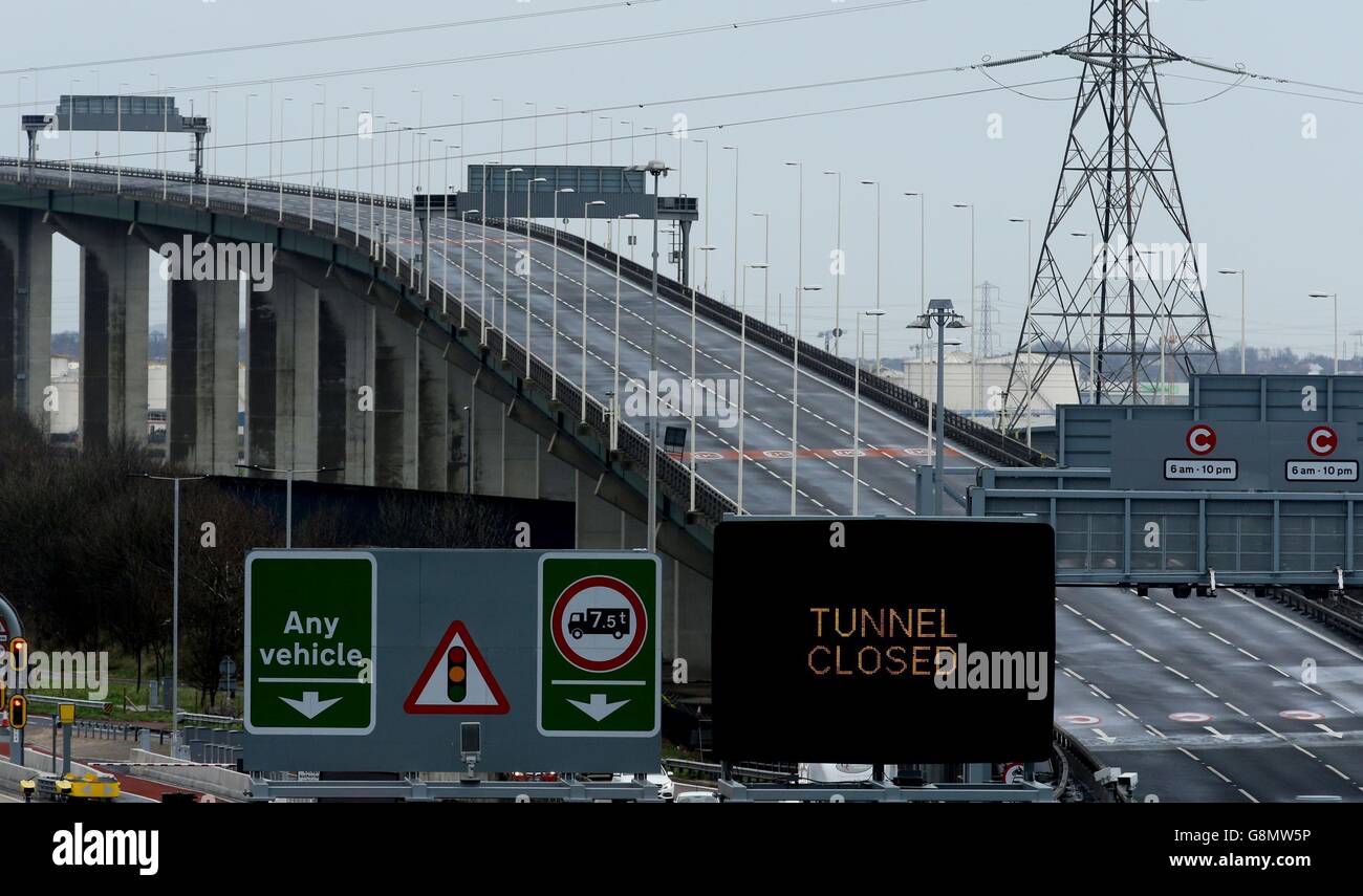 Tunnel bridge thames weather imogen hi-res stock photography and images ...