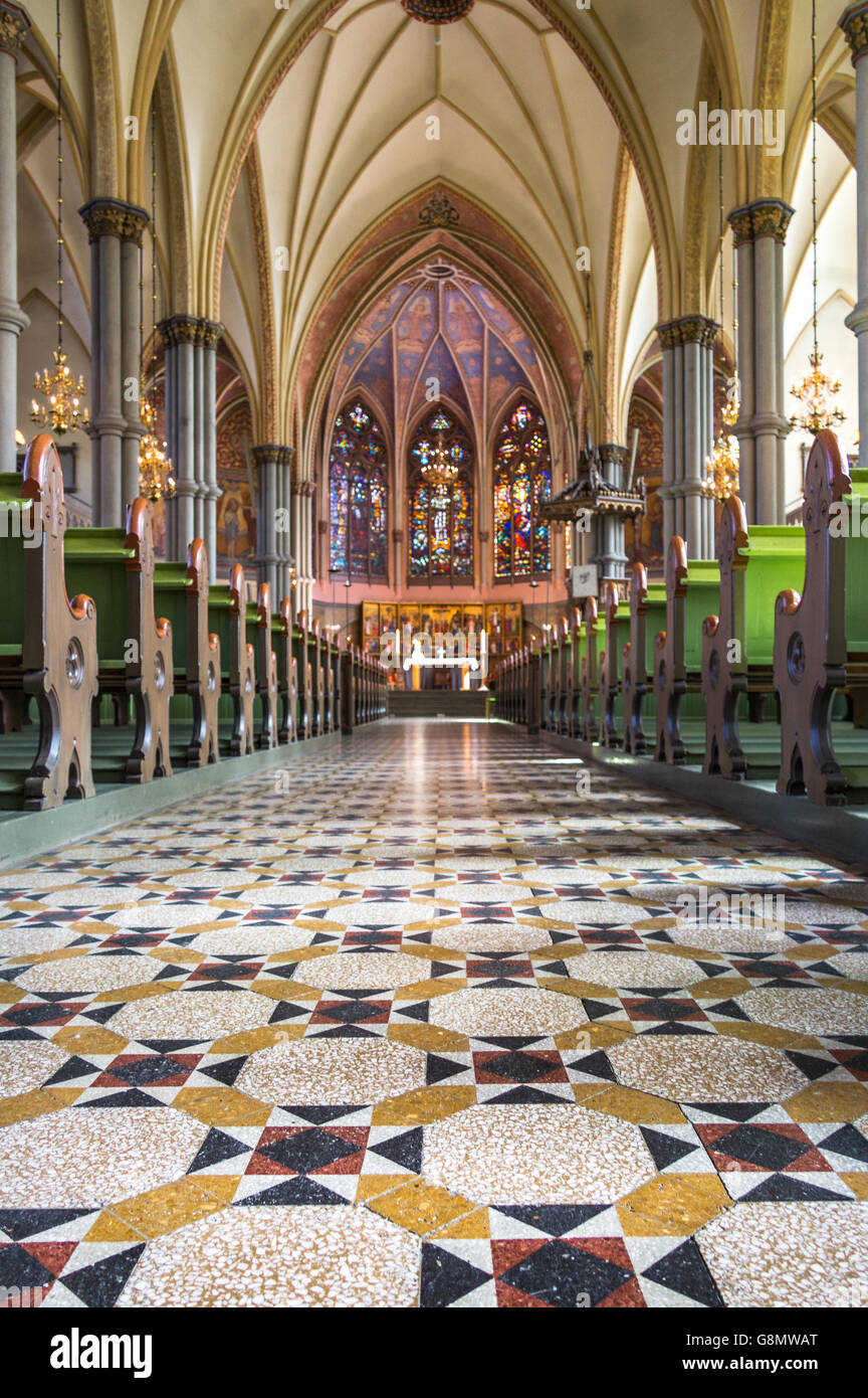 Gothic revival pattern hi-res stock photography and images - Alamy