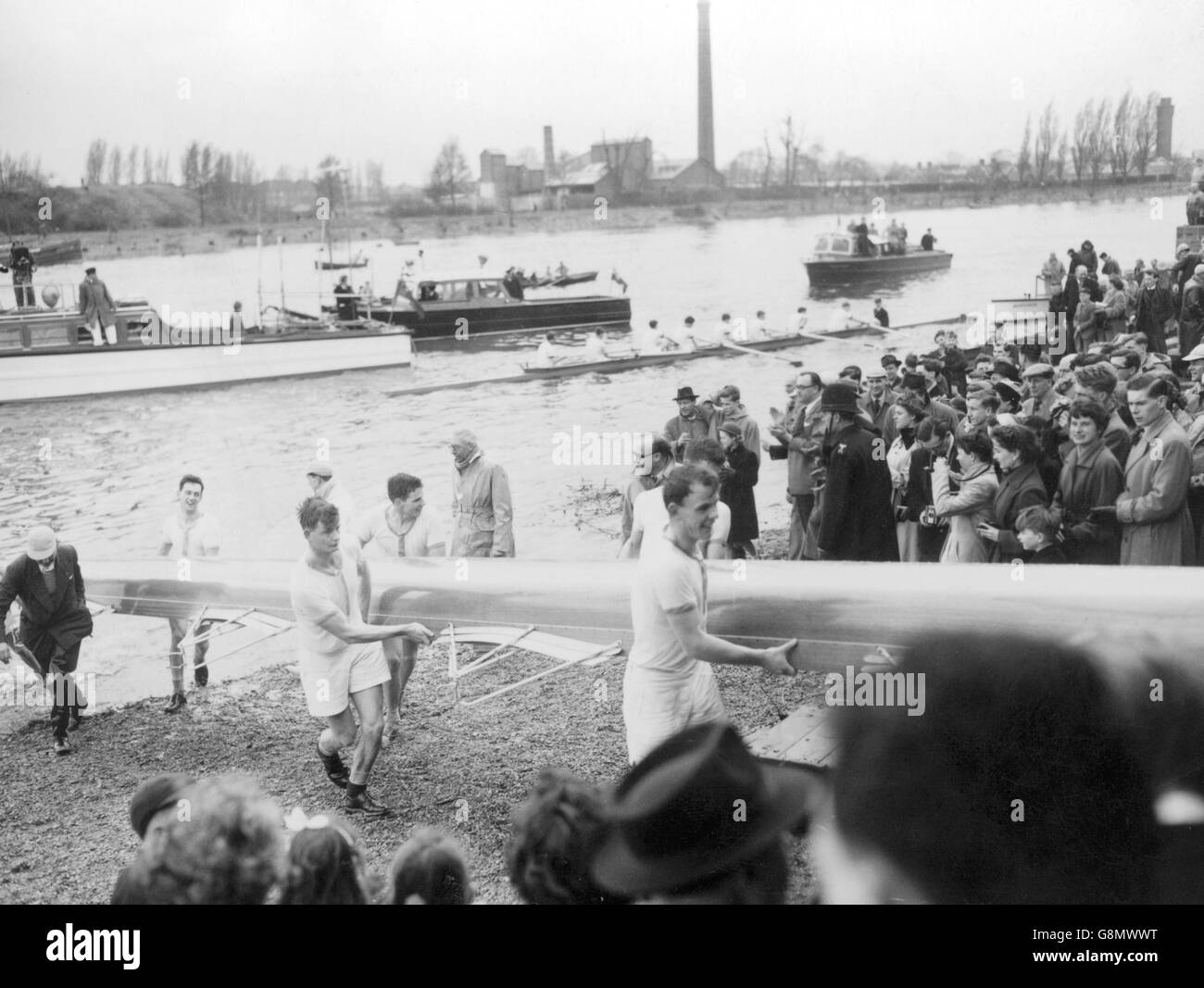 Putney boat race from Black and White Stock Photos & Images - Alamy