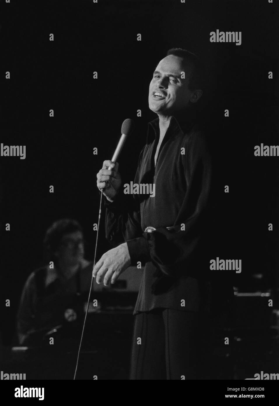 Us singer Black and White Stock Photos & Images - Alamy