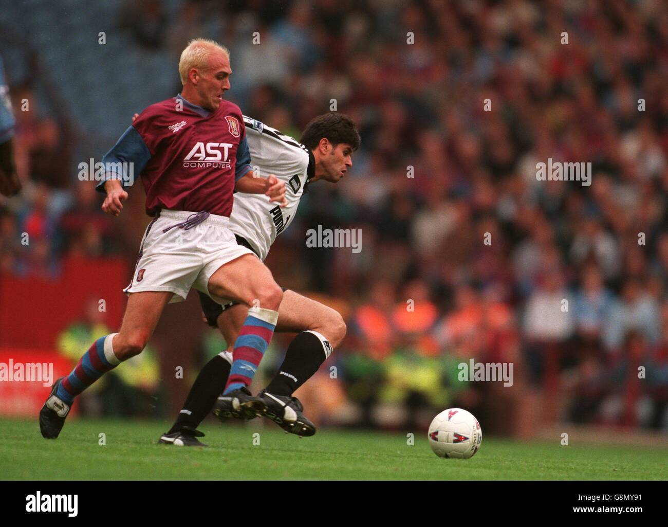 Mark draper hi-res stock photography and images - Alamy