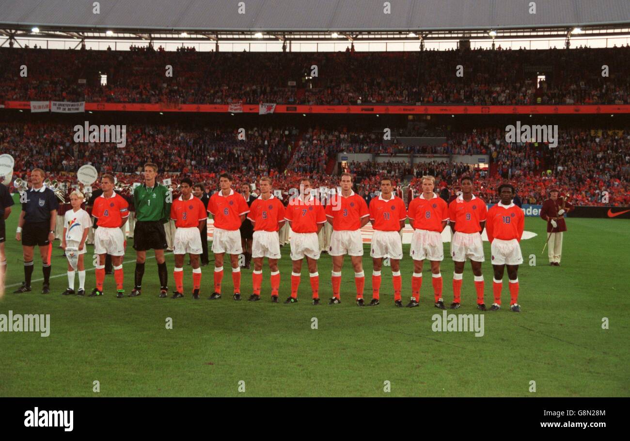 Soccer - World Cup Qualifier - Holland v Belgium. Holland team line up ...