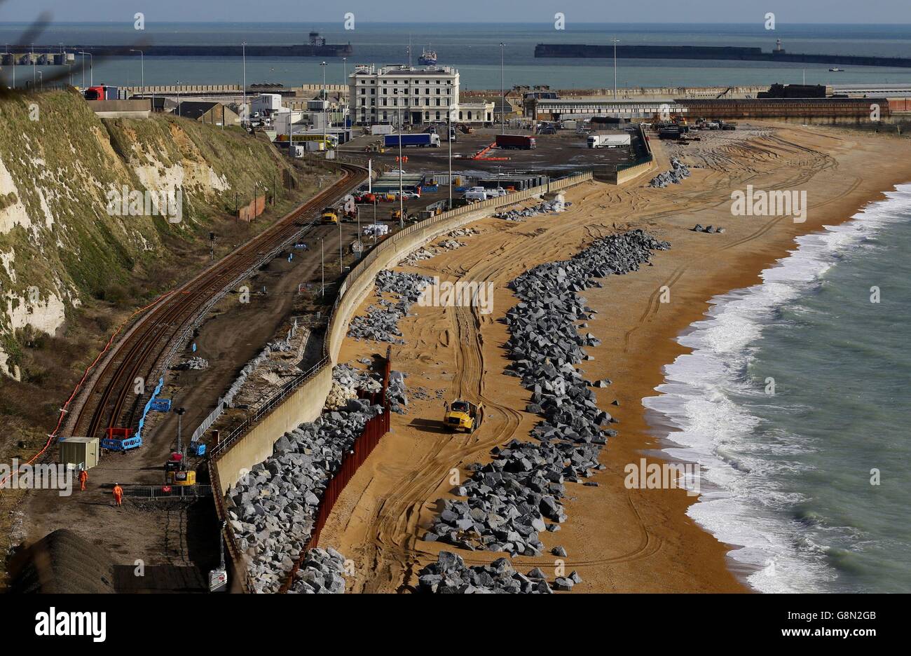Railway line at Shakespeare Beach Stock Photo - Alamy