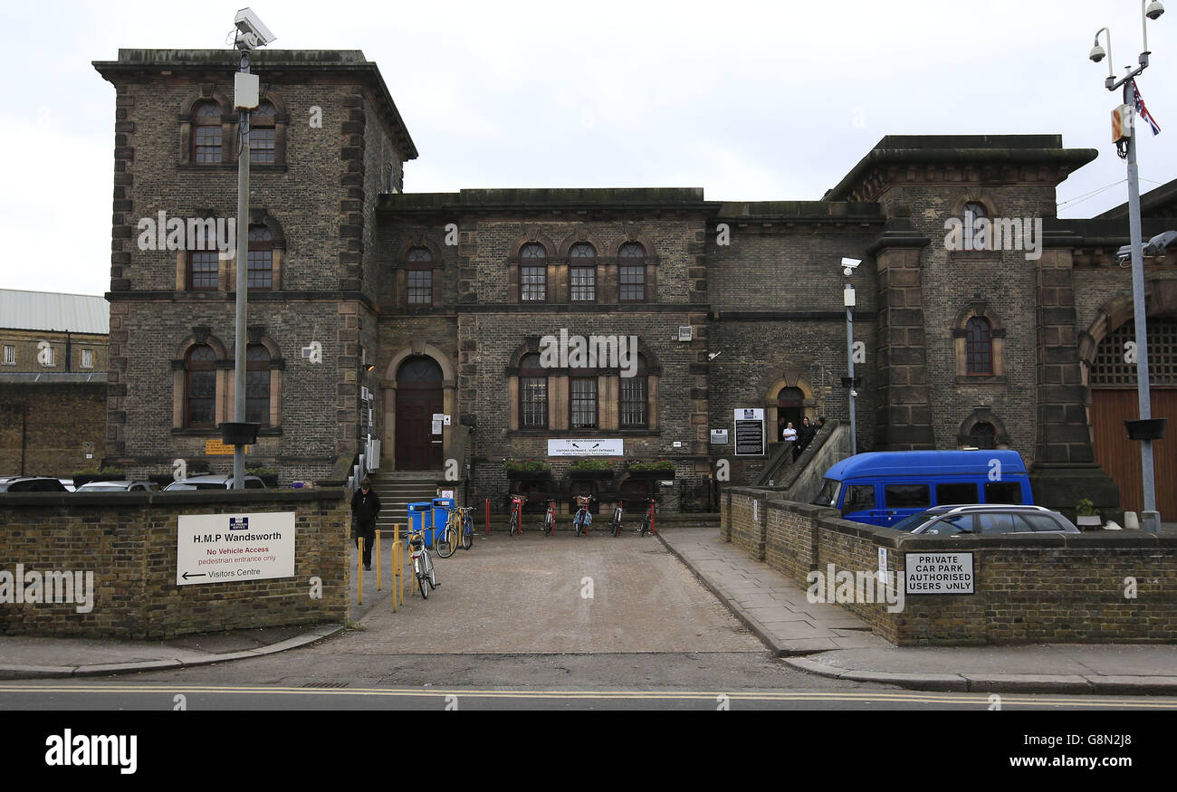 The entrance to wandsworth prison hi-res stock photography and images ...