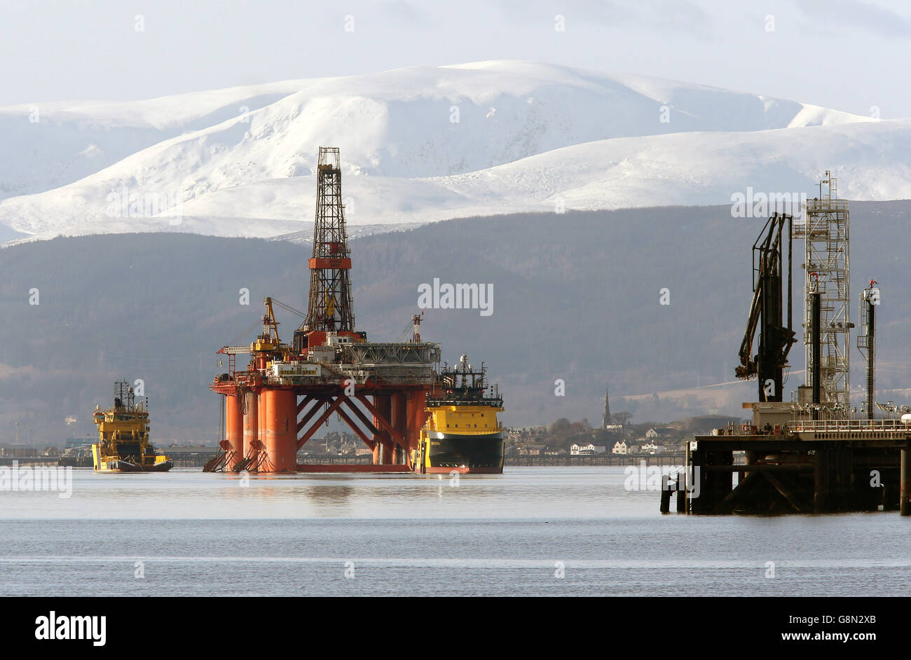 Stacked rigs hi-res stock photography and images - Alamy