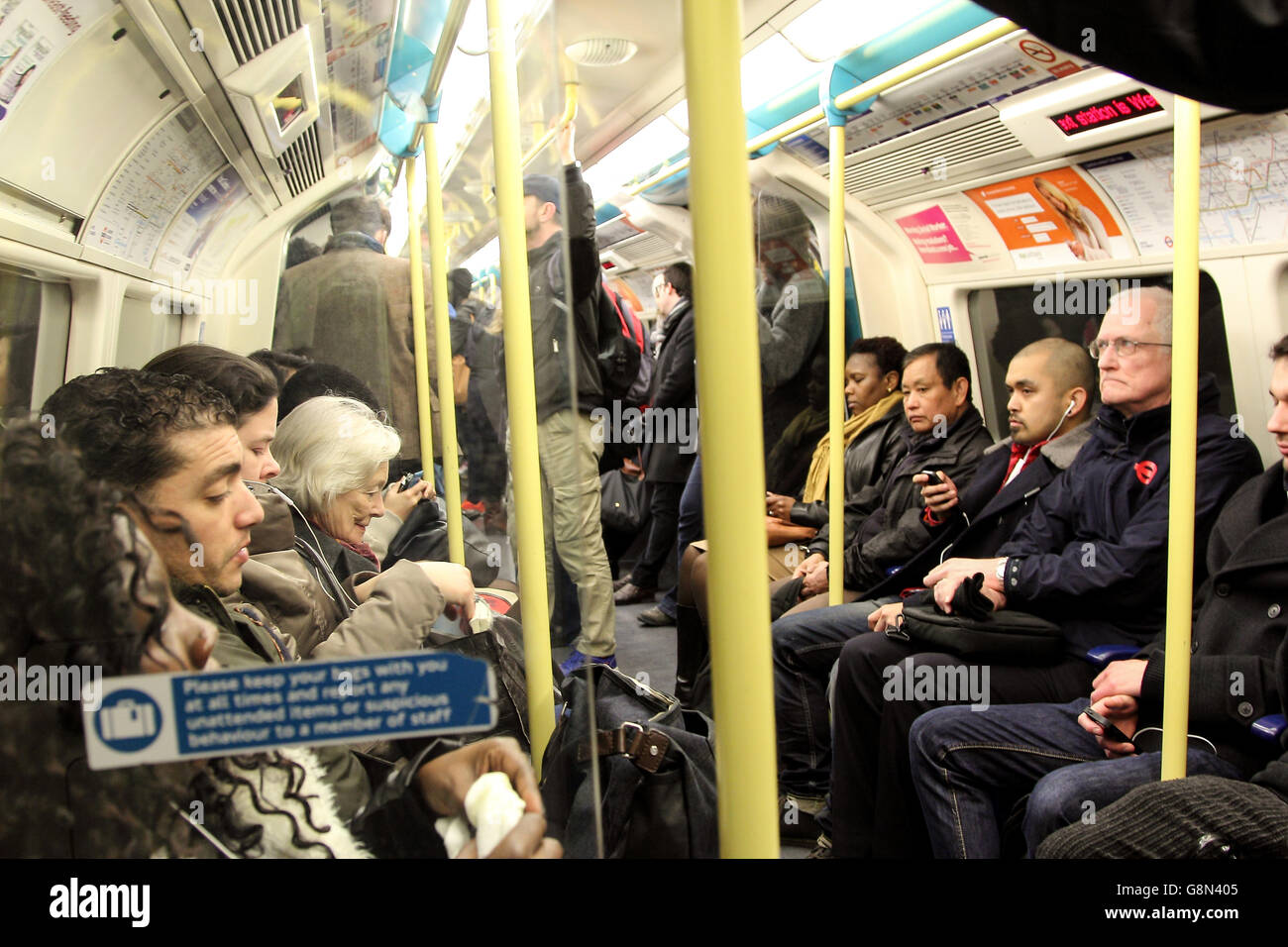 London Underground at rush hour, United Kingdom Stock Photo - Alamy