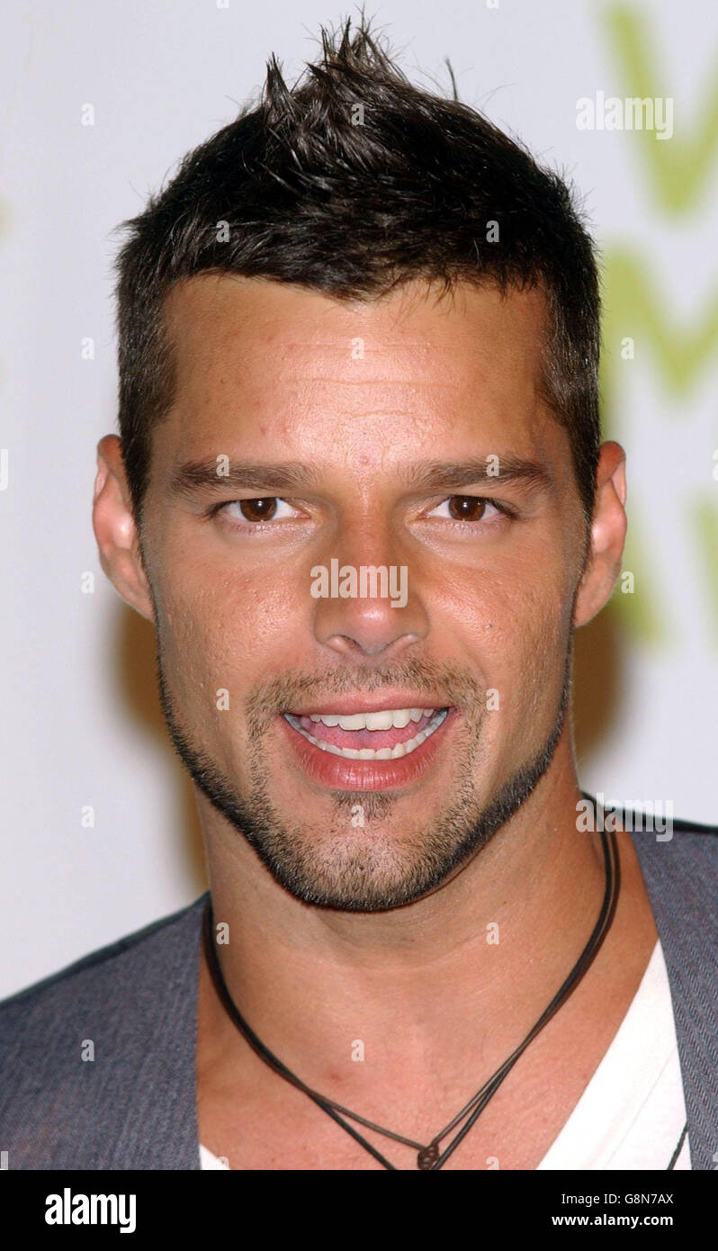 AP OUT Ricky Martin backstage during the MTV Video Music Awards, at the ...