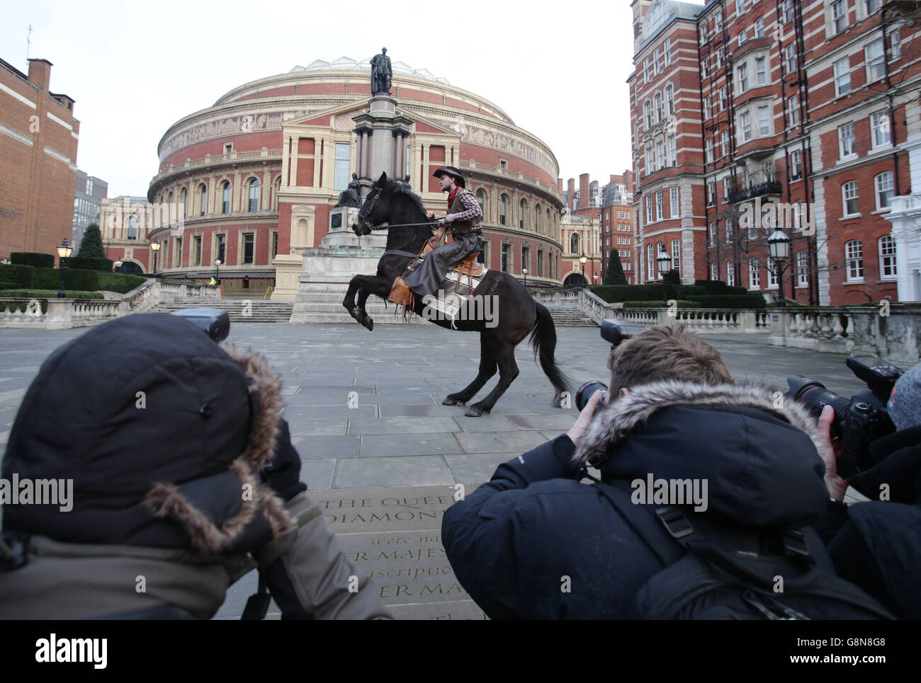 Western music hi-res stock photography and images - Alamy