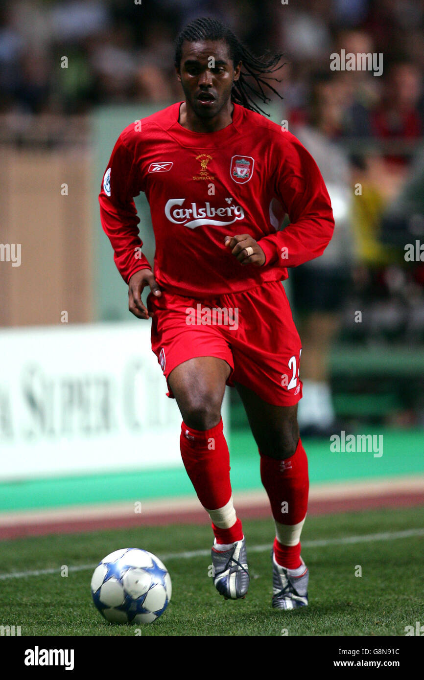 Florent sinama pongolle liverpool High Resolution Stock Photography and ...