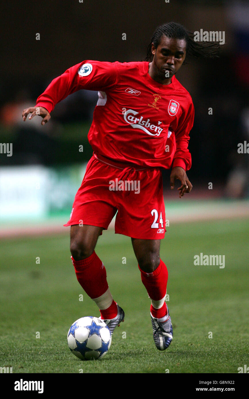 Florent sinama pongolle liverpool High Resolution Stock Photography and ...