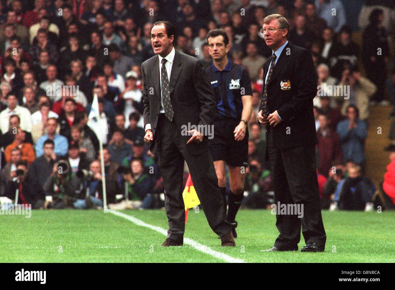 Leeds United Manger High Resolution Stock Photography and Images - Alamy