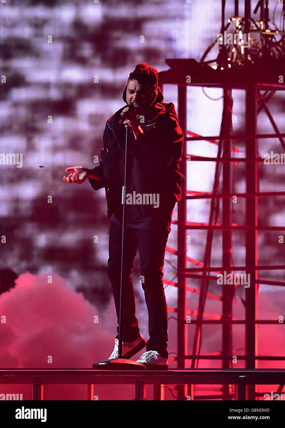 The weeknd concert hi-res stock photography and images - Alamy