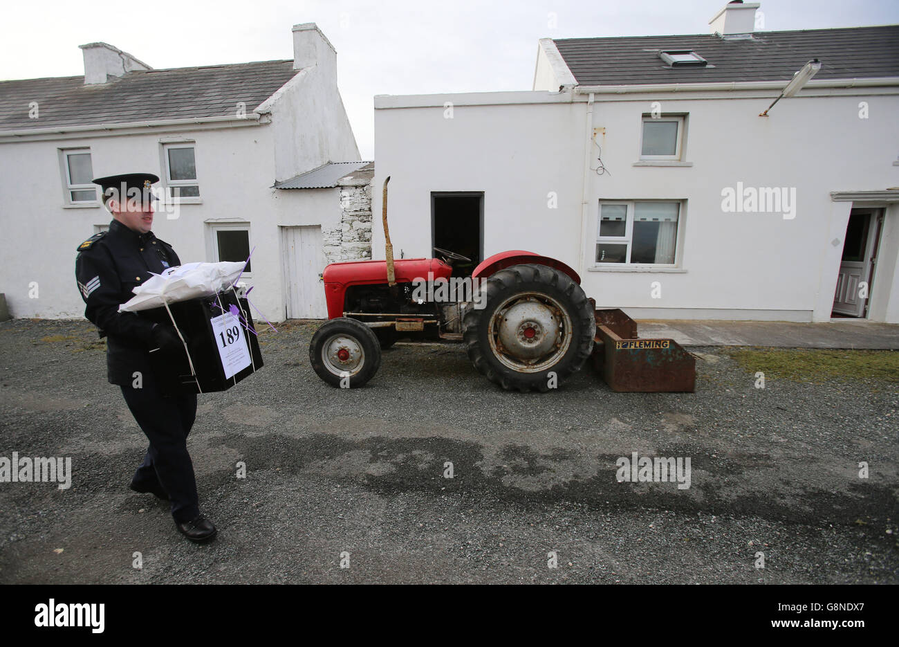 Irish general election Stock Photo - Alamy